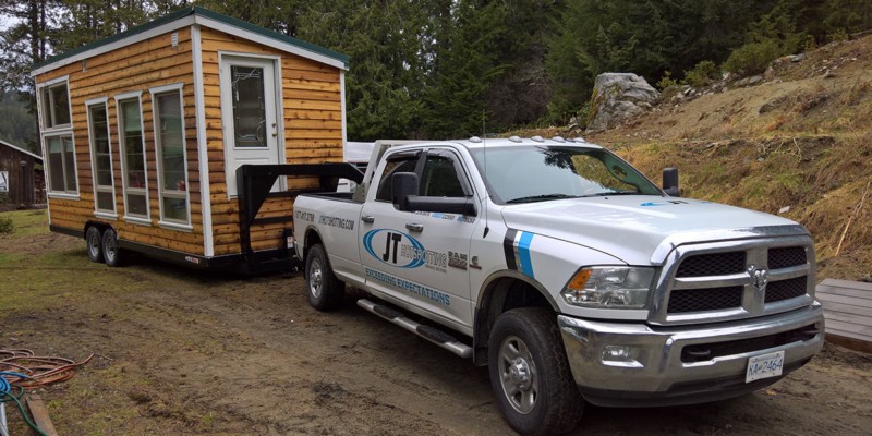 Tiny Home Transport - JT HOTSHOTTING